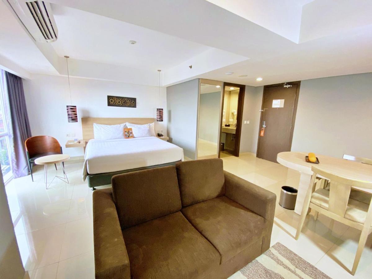 HARPER MT HARYONO BY ASTON HOTEL JAKARTA